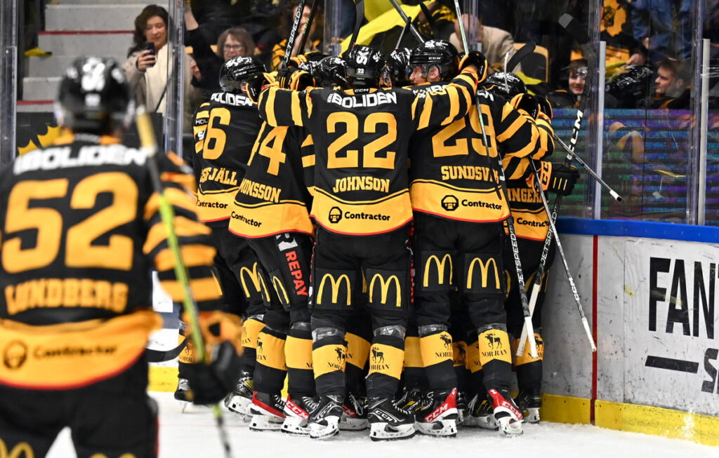 Contractor på AIK:s matchtröjor - Contractor